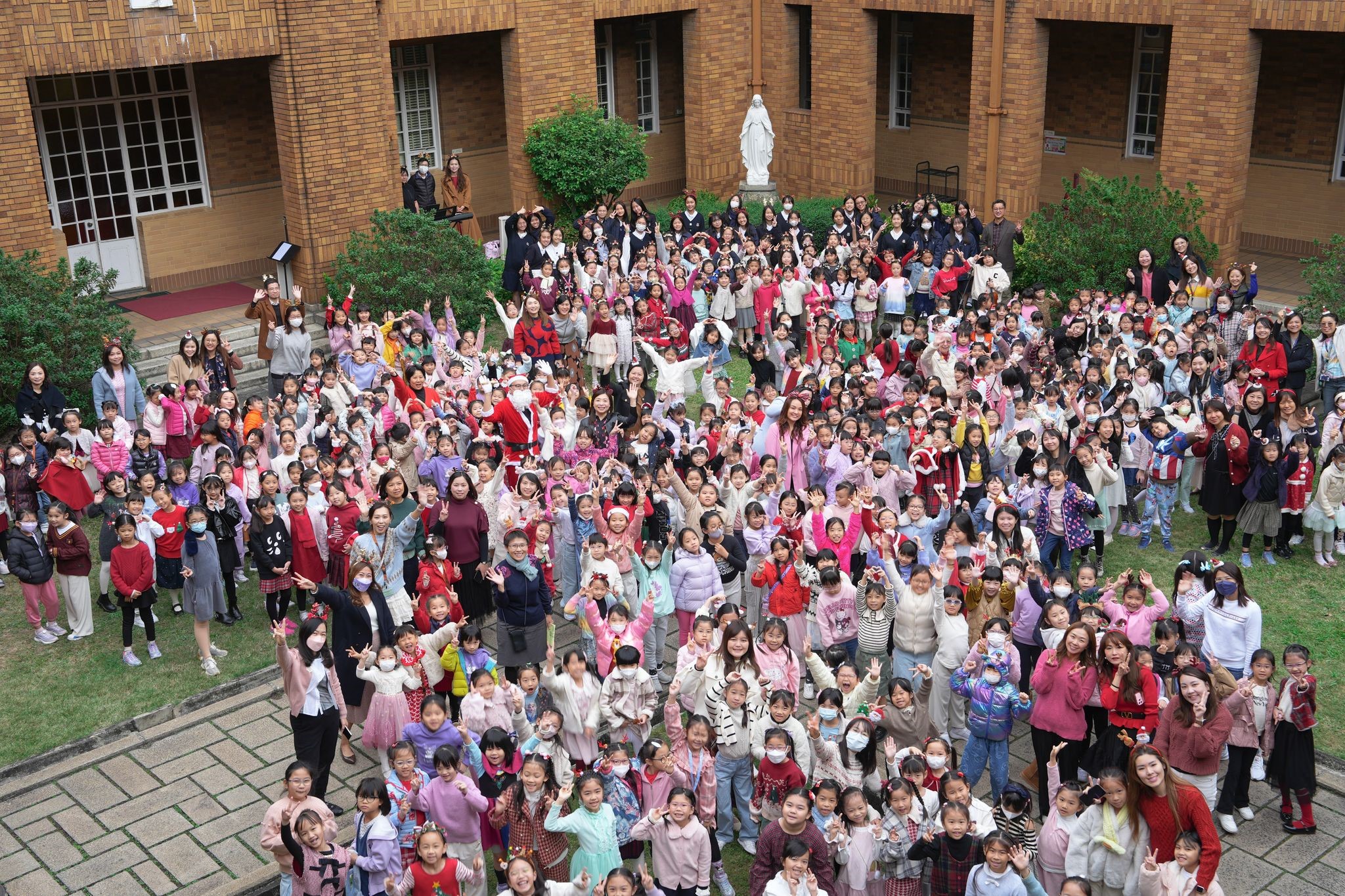 Christmas Mass and Party – Maryknoll Convent School (Primary Section)