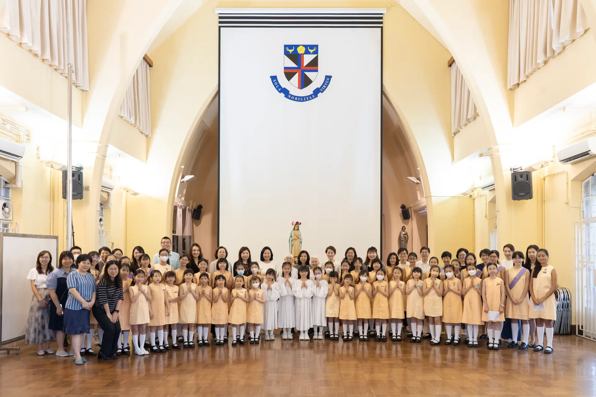 May Crowning – Maryknoll Convent School (Primary Section)